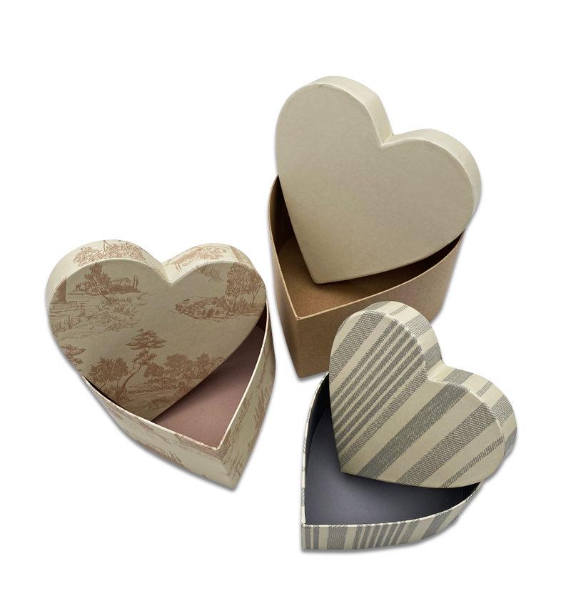 Trio Of Stackable Love Heart Shaped Gift Boxes – Wearenotashop